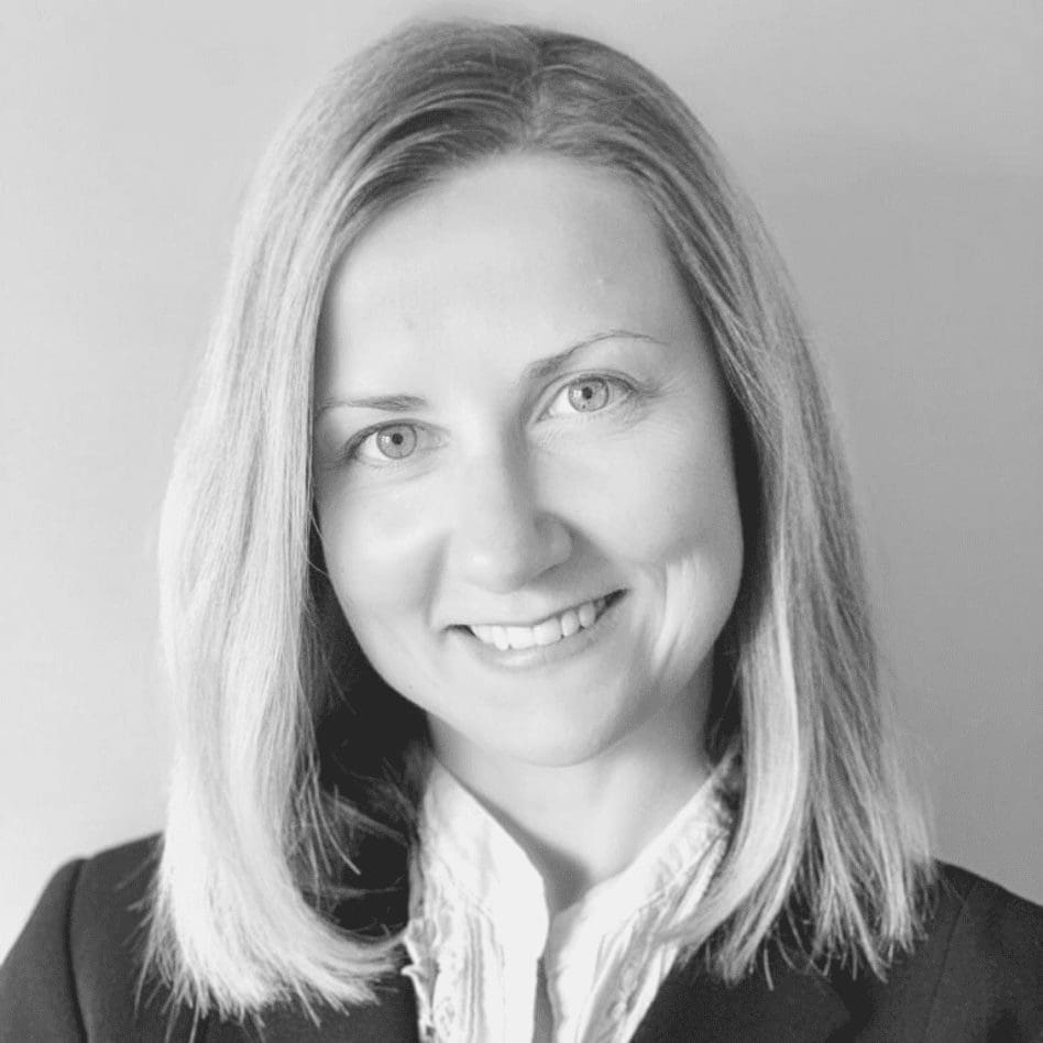 Anna: Corporate Lawyer | Obelisk Support